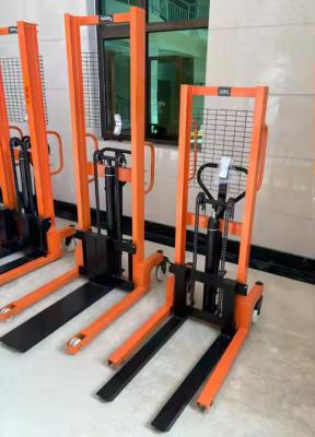 China 1.5T Manual Hydraulic Pallet Stacker with 1.6m Lift Height and C-STEEL Construction for Warehouse Material Handling for sale