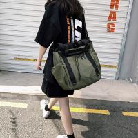 China Silk Screen Printed One Shoulder Travel Bag for Trendy Design and Employee Anniversary for sale
