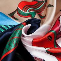 China Customized Scarf Eyeshade Gift Box with Fashion Design Hotel and Resort Target Market for sale