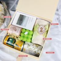 China Customizable Bamboo Shadow Shake Red Suitcase Hand Souvenir Set for Business Gifting for sale