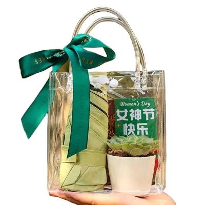 China 1 Color Printing Hand Holding Gift Box Practical Small Gifts for Women's Goddess Day for sale