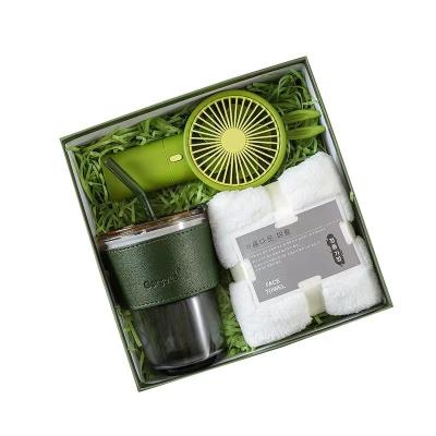 China Custom Logo Cup and Hand Gift Set Perfect for Agriculture Annual Meeting at Christmas for sale
