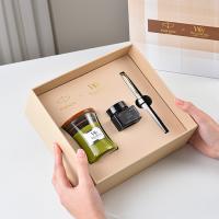 China Exclusive Father's Day Gift Wycombe Abbey XL White Gold Pen WoodWick Aromatherapy Set for sale