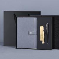 China A5 Notebook Bookmark Signature Pen Set Custom Logo Business Gift Box for Sports and Games for sale