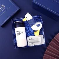 China Customized Enterprise Gifts Set Logo Cup Hand Umbrella and Wedding Cup for Customers for sale
