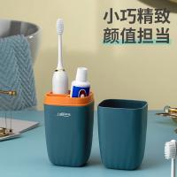 China Electric Toothbrush Set with Custom Logo Small Size 3 Brush Heads Silk Screen Printing for sale