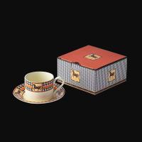 China Silk Screen Printed Handheld Gift Box Makeup Cup Perfect for Promoting Your Business for sale