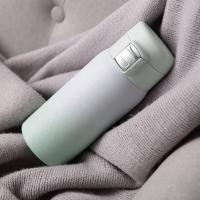 China Customer's Logo Portable Insulated Cup Fashionable Gradient Buckle Cup for Novelty Gifts for sale