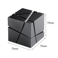 China Wireless Rubik's Cube Speaker Colorful Design for Alumni Relations and Class Reunions for sale