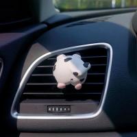 China Eye-Catching Car Decoration Corgi Fart Air Outlet Aromatherapy for 