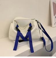 China Trendy and Fashionable Personalized Shoulder Bag for Back to School or Graduation for sale