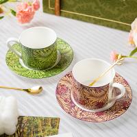 China Couple Gifts Ceramic Tea Cup Design Sense Pair Cup Couple Water Cup with Hand Gift Mug for sale