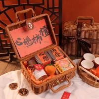 China Hotel and Resort Target End User Customer's Logo Housewarming Souvenirs for Senior for sale