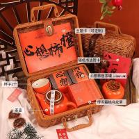 China Hotel and Resort Target End User Customer's Logo Housewarming Souvenirs for Senior for sale