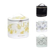 China Stylish Presentation Gift Set Large-Capacity Toiletry Bag with Hidden Flower Cylinder for sale