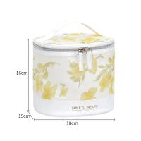 China Stylish Presentation Gift Set Large-Capacity Toiletry Bag with Hidden Flower Cylinder for sale