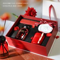 China Customer's Logo Year's Flameless Aromatherapy Gift Set Perfect for Travel Agency Gifts for sale