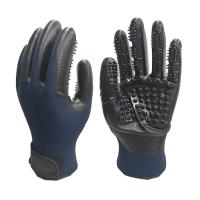China Pet Hair Removal Gloves with Metal Tips Blue Massage Clean and Remove Floating Hair for sale