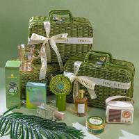 China Green Vine Basket Handheld Gift Functional for Alumni Relations / Class Reunions for sale
