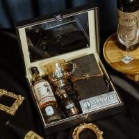 China High End Practical Wedding Bridesmaid Bridesman's Return Gift Box Set for Novelty Gifts for sale
