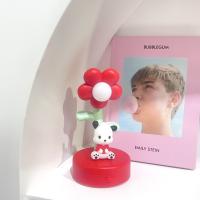 China Silk Screen Printed Sunflower Cartoon Doll Resin Table Lantern for 