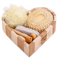 China Hot Item for Year Gift Sword Set and Bathing Supplies in Heart Shaped Shower Gift Box for sale