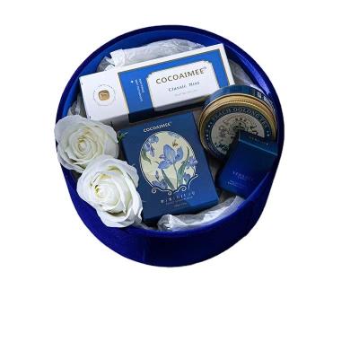 China Silk Screen Printing Techniques Light Luxury Velvet Gift Set for Boyfriend's Birthday for sale