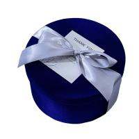 China Silk Screen Printing Techniques Light Luxury Velvet Gift Set for Boyfriend's Birthday for sale