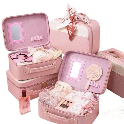 China 1 Color Graphics Color Printing Handheld Makeup Bag for Bridesmaid Return Gift Box for sale