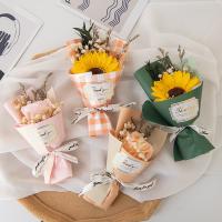 China 4 Color Graphics Printed Festival Bouquet Soap Flower Perfect for Back to School Gift for sale