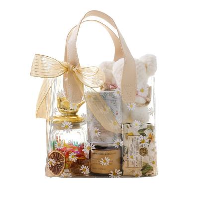 China Hotel and Resort Gifts Little Daisy Hand-held PVC Bow Ribbon Gift Box for Goddess Day for sale