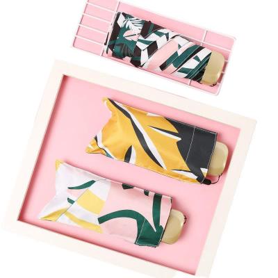 China Customized Color Small Fresh Vinyl Sunny and Rainy Pocket Umbrella for Exhibition Gifts for sale