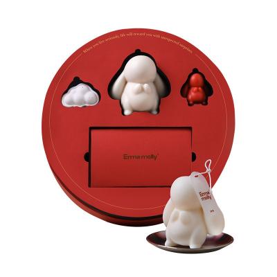 China Customized Color Year of the Rabbit Scented Candle Aromatherapy Gift for Women's Day for sale