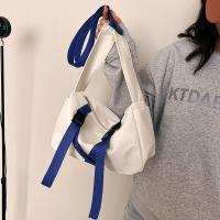 China Personalized Shoulder Bag for Office Products Large Capacity and Contrasting Colors for sale