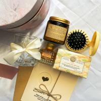 China Eco-friendly Material Customized Pink Gift Set for Banquet Gifts and Wedding Gifts for sale