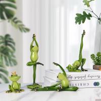China Promotion Decorate Gifts Glass Yoga Frog Resin Craft for TV Cabinet and Wine Cabinet for sale