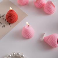 China Add a Pop of Color to Your Desk with this Customizable Strawberry Aromatherapy Candle for sale