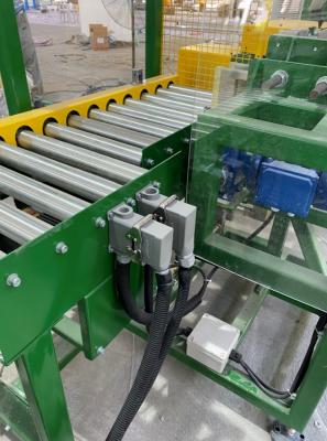 China Automatic Carton Packing Machine for Welding Wire 380V 50Hz with Siemens PLC for sale