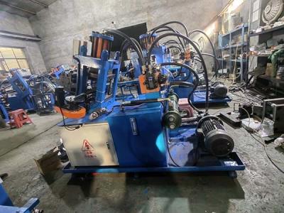 China Galvanized Hydraulic Pressure Type Staples Forming Machine SU60-2 80-100 Times/Min for sale
