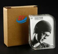 China 11x17 8.5x11 8x10 6x8 5x7 4x6 Inch Clear Acrylic Frameless Magnetic Photo Frame for sale