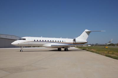 China 2017 Bombardier Global 6000 Business Jet with 13-Passenger Interior, Rolls-Royce BR710A2-20 Engines, and Rockwell Collins Venue CMS for sale