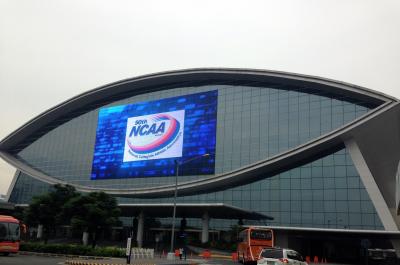 China SMD 2121 P4 Outdoor LED Display Screen Full Color 5000 Nits For Advertising for sale