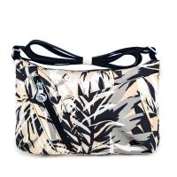 China Multifunctional Unisex Crossbody Tote Handbag With Zipper Closure for sale