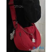 China Sling Shoulder Strap Handbag Unisex Style With Zipper Closure for sale