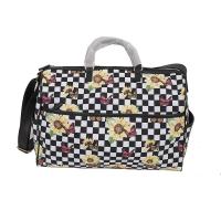 China Durable Oval Shape Nylon Duffel Bag Water Resistant With 3 Pockets for sale