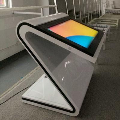 China 1080X1920 Digital Signage Display 4K Interactive Digital Displays High Brightness for sale