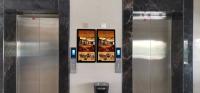 China Android 11 LCD Digital Signage Display1080X1920 Digital Signage Touch Screen 2G for sale