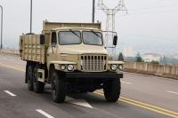 China Dongfeng EQ2082 EQ240 25Y 6x6 Off Road Cargo Truck 2.5 Ton Heavy Duty Diesel Vehicle with Winch and Dual Fuel Tanks for sale