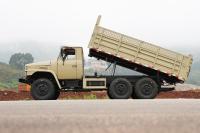 China Dongfeng EQ2082 EQ240 25Y 6x6 Off Road Cargo Truck 2.5 Ton Heavy Duty Diesel Vehicle with Winch and Dual Fuel Tanks for sale
