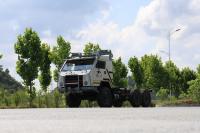 China Dongfeng off-road 6-wheel drive prototype vehicle chassis for sale